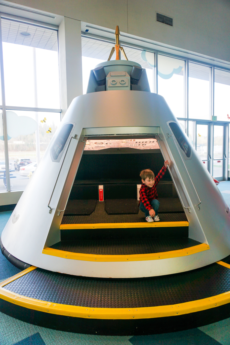 Things to do in Seattle with Kids | Messy Wonderful